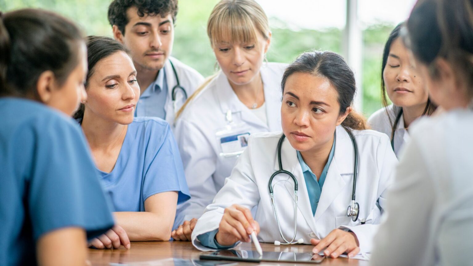 Navigating Med School Admission: A Step-by-Step Guide for Aspiring ...